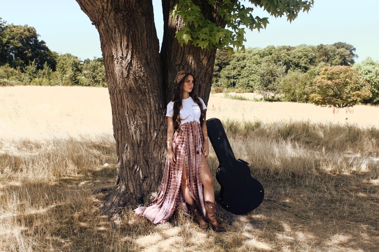 Interview: Getting to Know UK Female Country Trio Remember Monday ...
