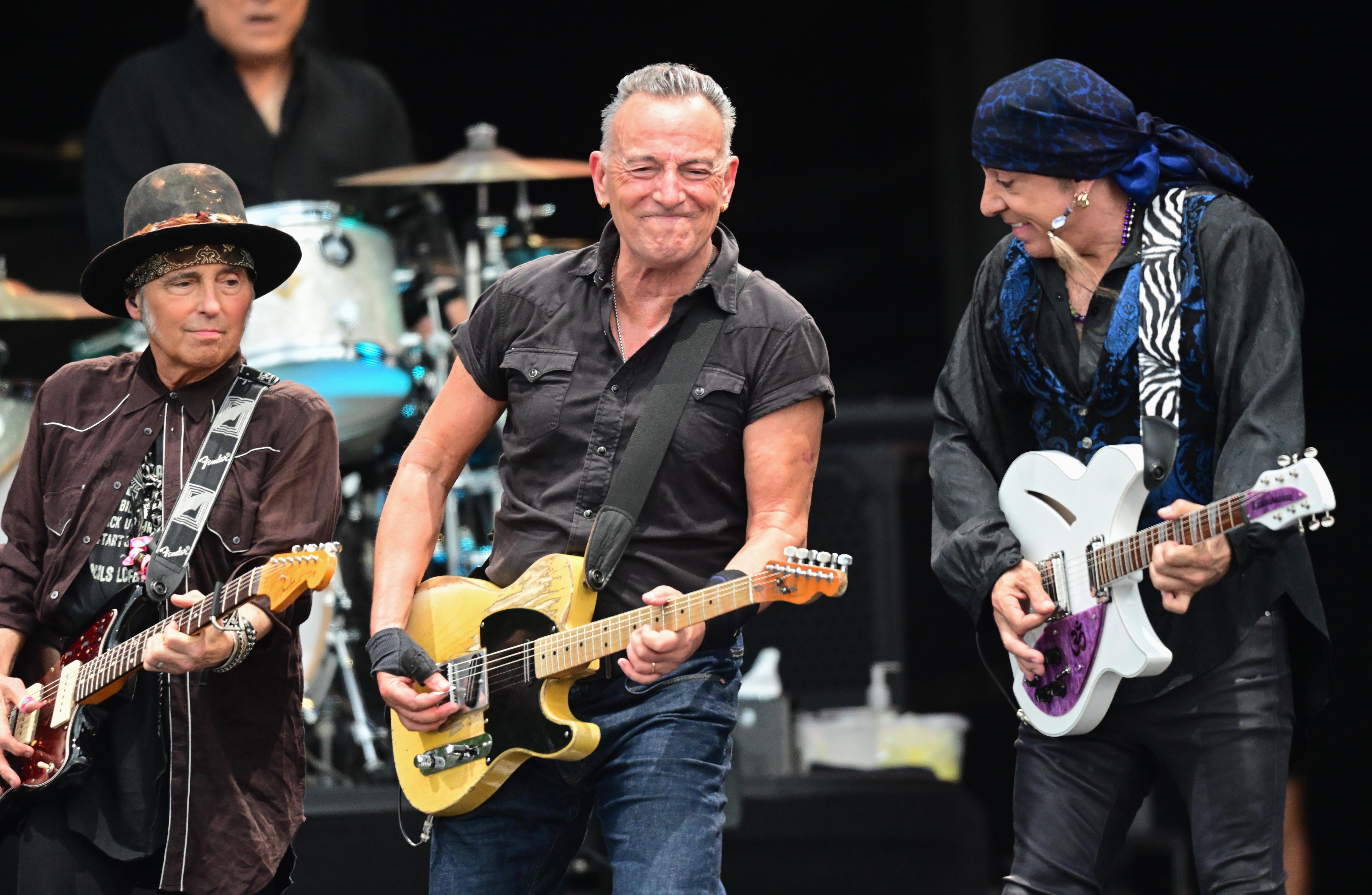 BST Hyde Park: Bruce Springsteen and The E Street Band – Live Review ...