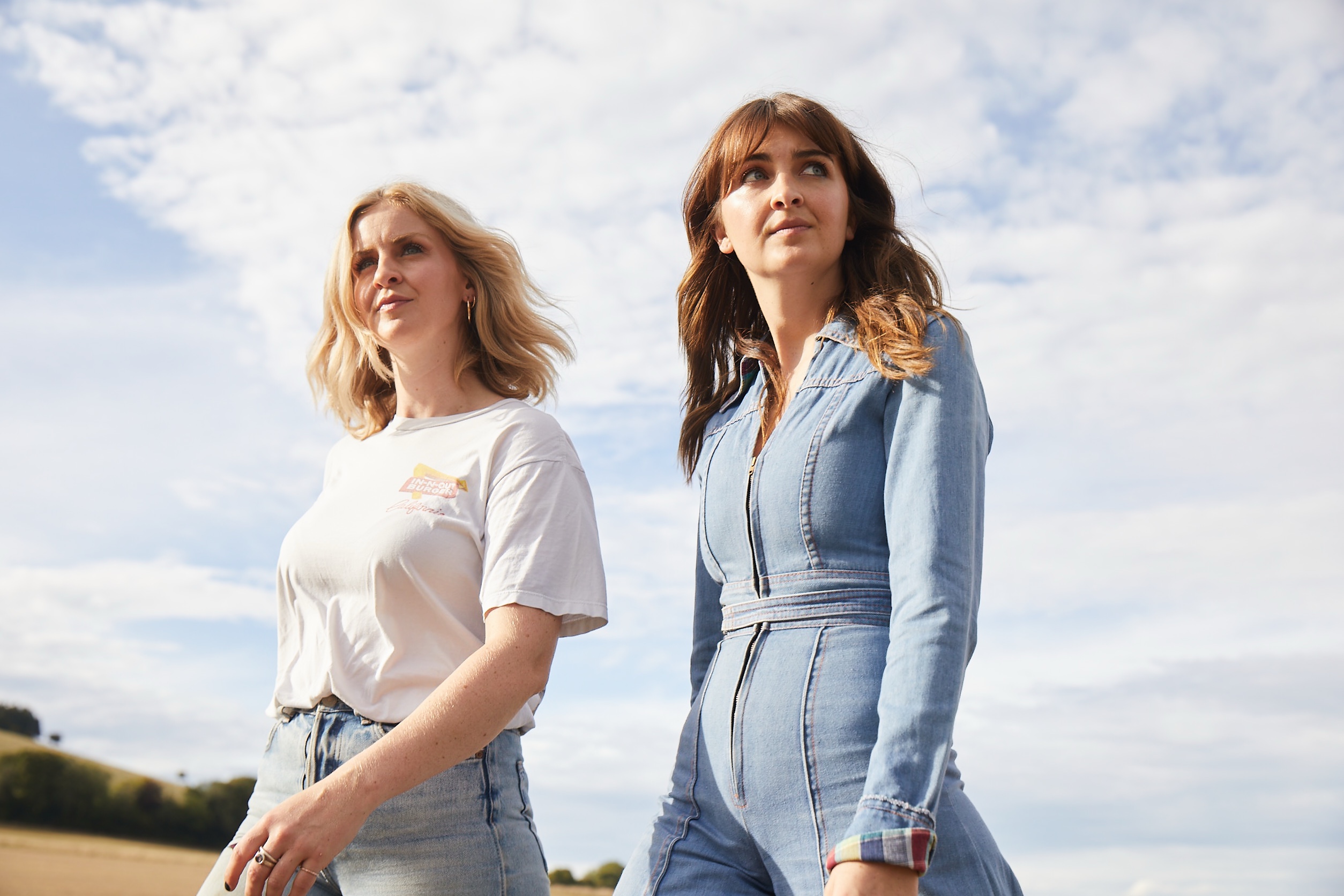 Ward Thomas announce intimate acoustic UK tour – November 2025 ...